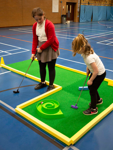 Schools Partysize Mini Golf Course – Putterfingers.com